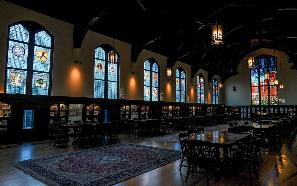 Dodd Hall Student Window | SPARK FSU